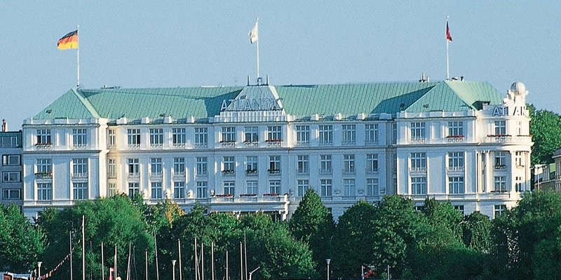 Location Renommiertes Hotel an der Alster in Hamburg / Hamburg-Mitte